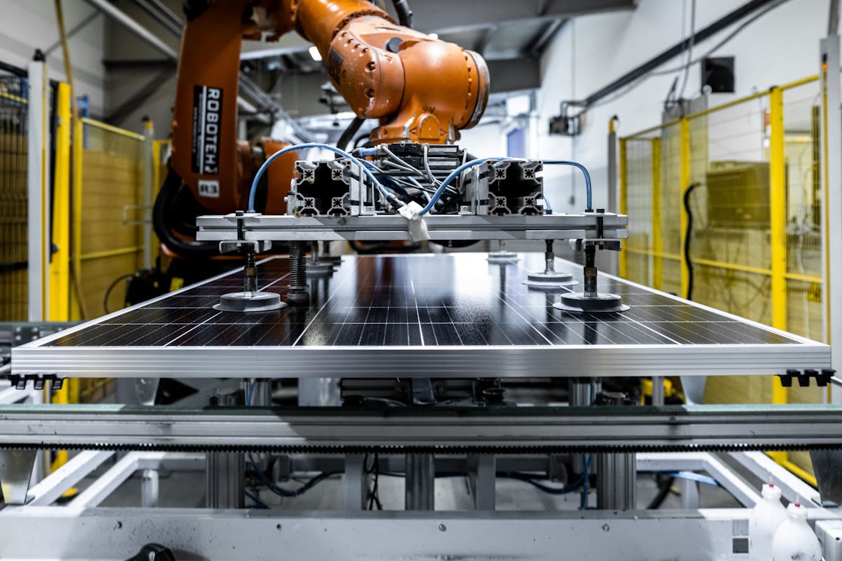 Reportage : comment sont fabriqués les panneaux photovoltaïques | We demain